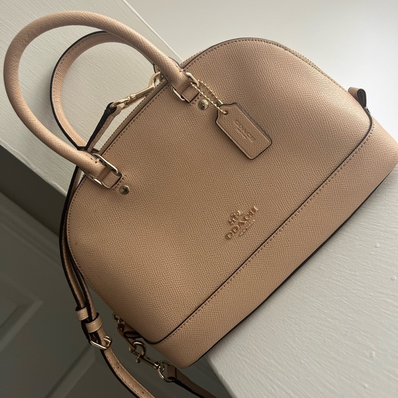 Coach | Bags | Coach Tan Everyday Midsize Purse | Poshmark